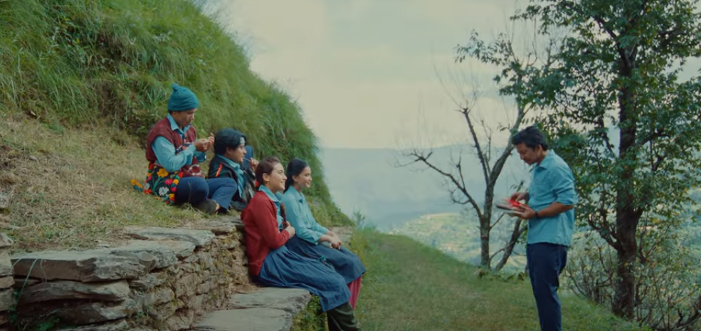वसन्तको मिलन कविता - Cinema Sansar